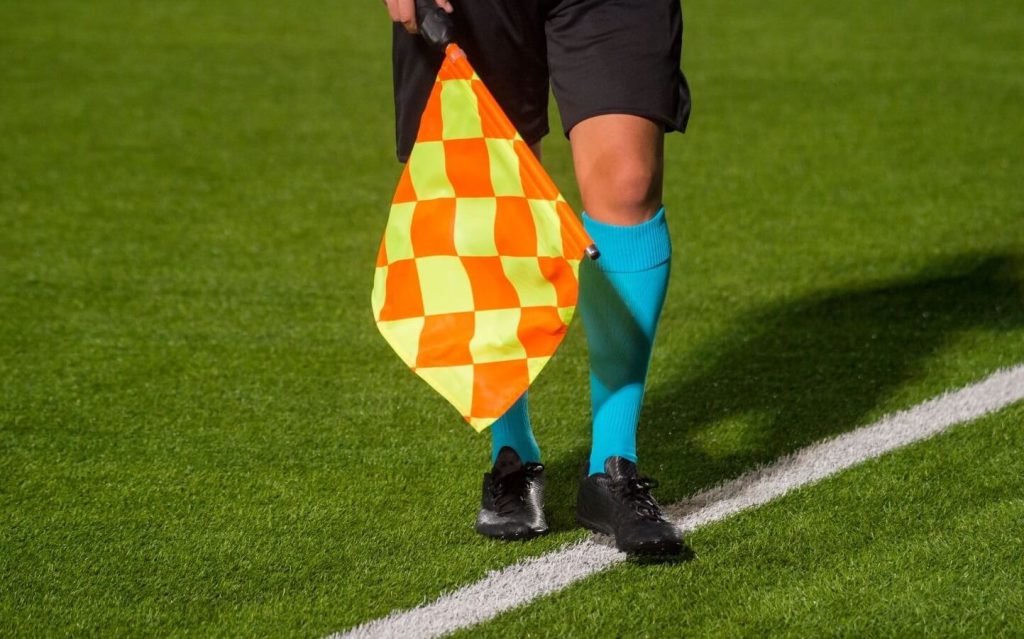 Jobsland -How to Become a Referee - Jobsland